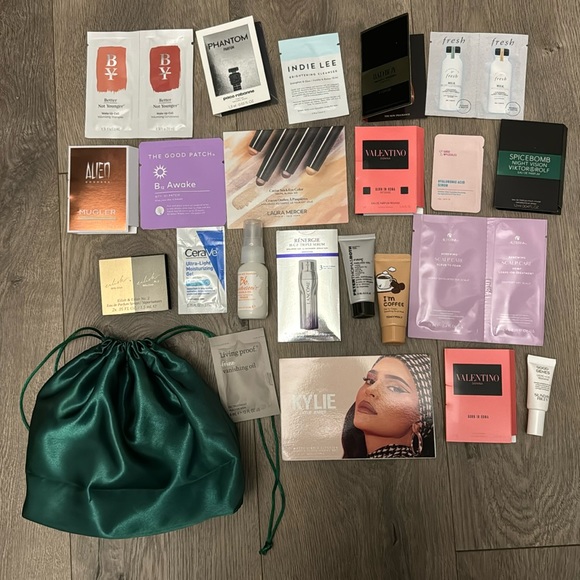 Sunday Riley | Hair | New Ulta Beauty Dream Bag Travel Sampler Set ...